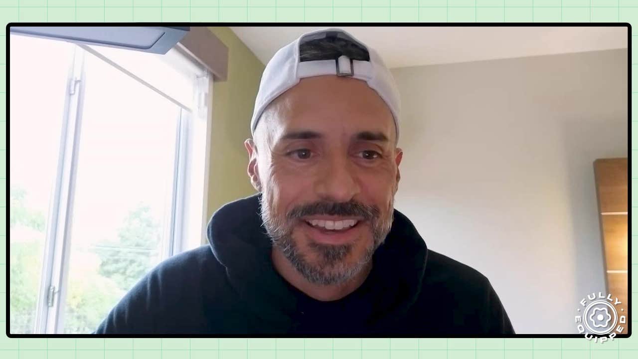 Riggs Interview: Going from Harvard to Barstool, Interviewing Tiger Woods